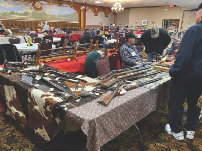 Ohio long rifle collectors gather at Lafayette Hotel | News, Sports ...